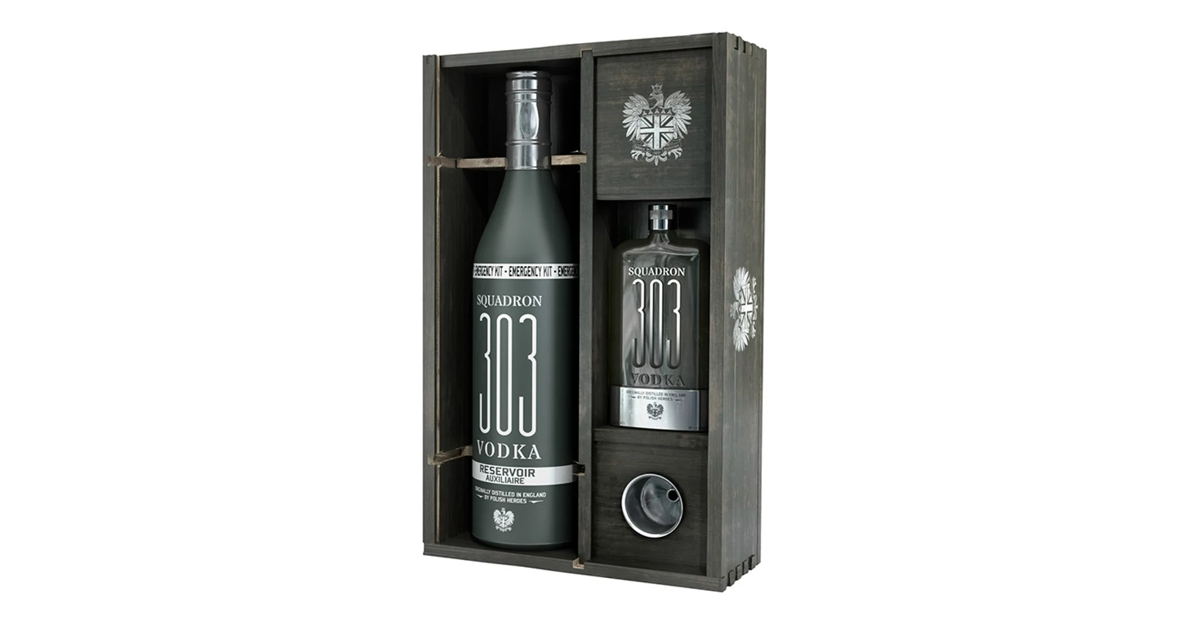 Squadron 303 vodka Flying Flask Kit (0,7L / 40%) - Tiszta - GoodSpirit.hu